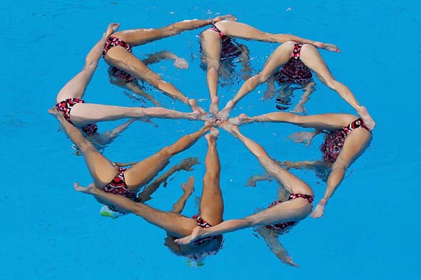 Pattern Inspiration | Synchronized Swimming | Pattern People Pattern Inspiration | Synchronized Swimming | Pattern People